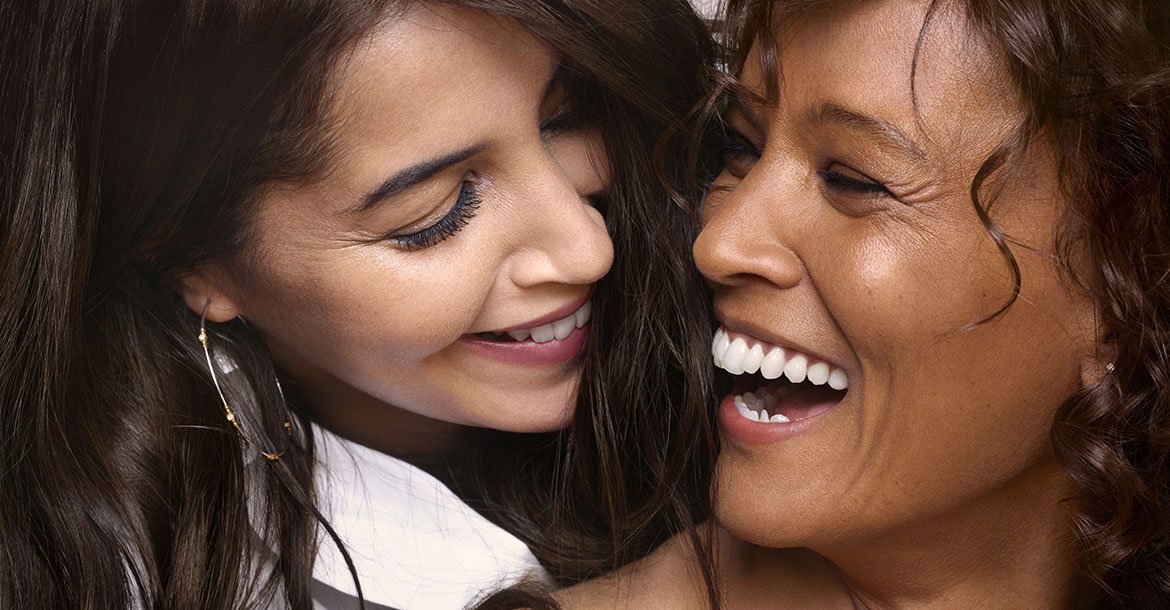 Grey Hair: Shimmering Color Ideas – L’Oréal Paris